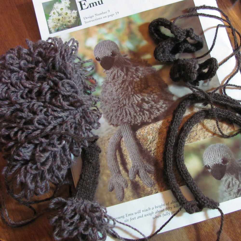 Fashioned by Lyndell: kNovember kNitting
