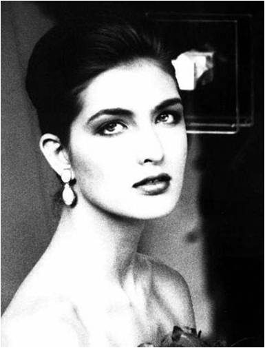 GODDESS OF 1992 - VOTE 4 WINNER