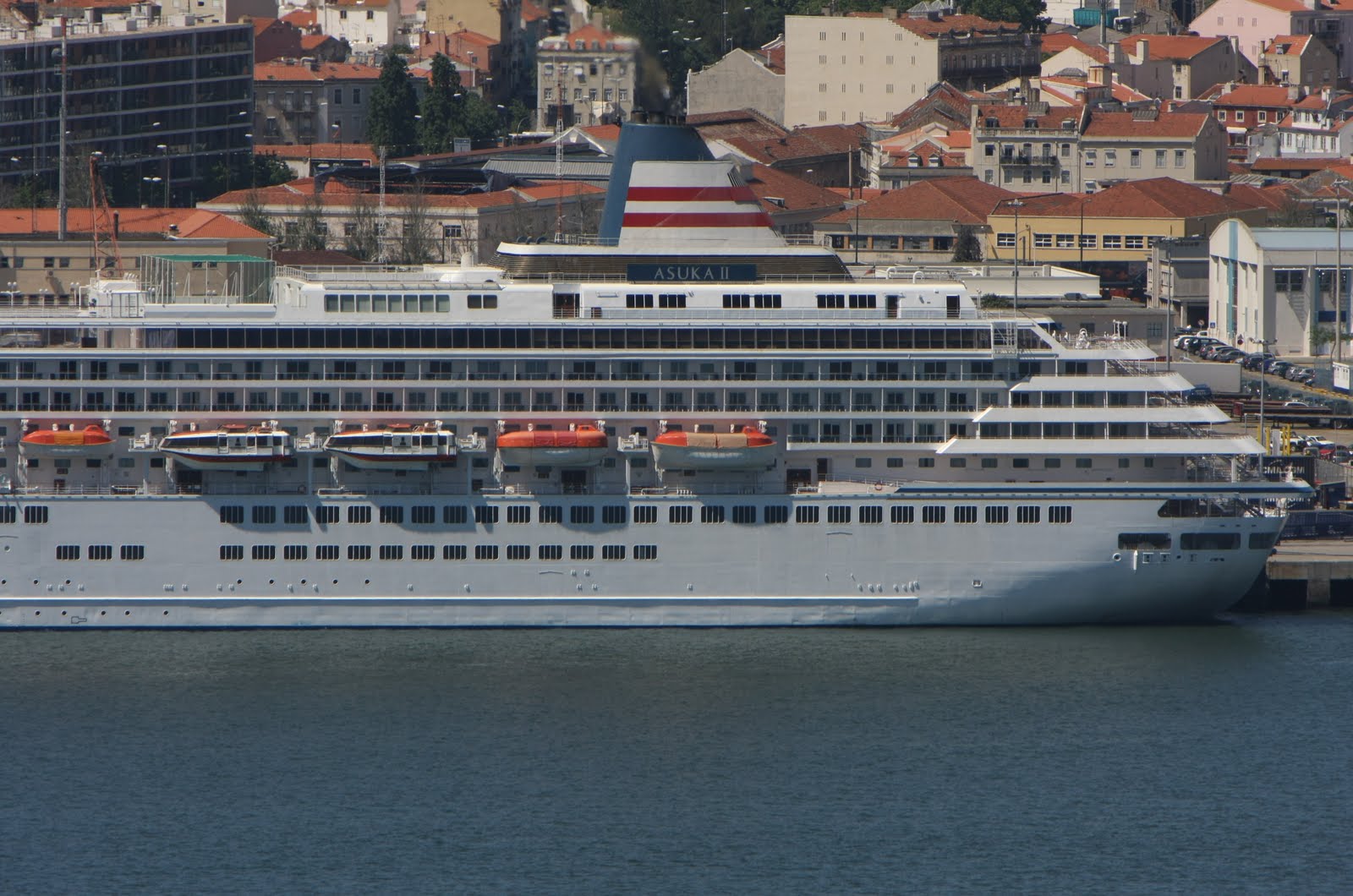 Ships Photo Gallery: ASUKA II - Asuka Cruises