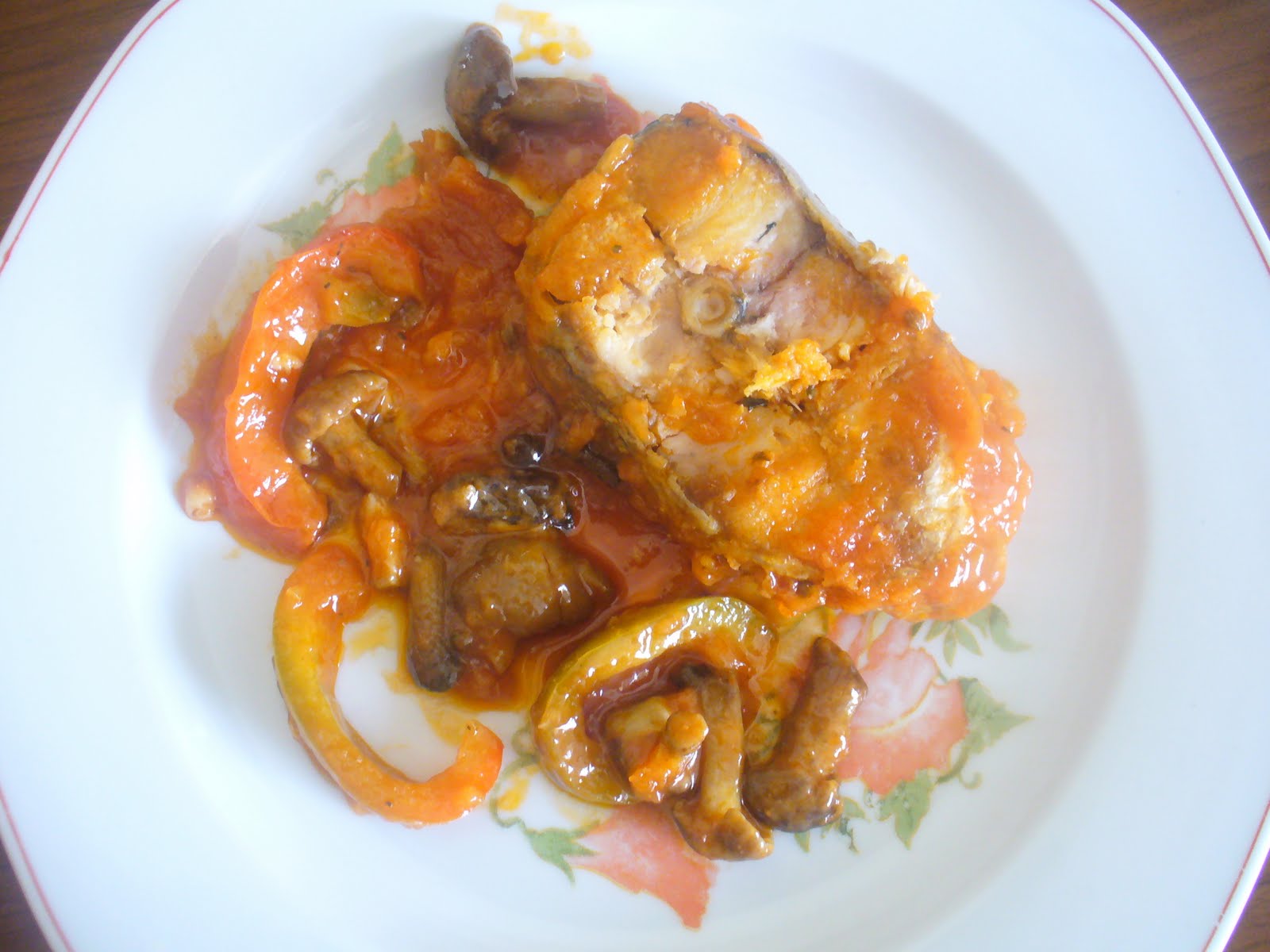 Reţete cu ciuperci şi nu numai: Gogoşari în sos cu ghebe - opintici