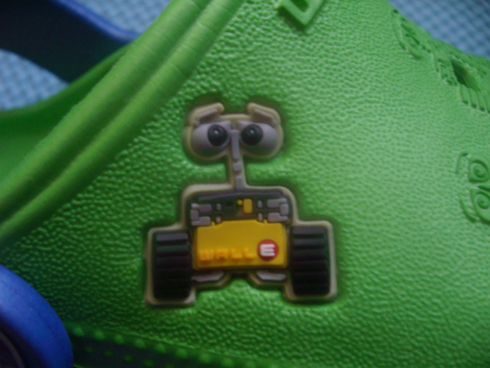 Kids' Classic Wall-E Crocs | Shopping with Kurt Alexander