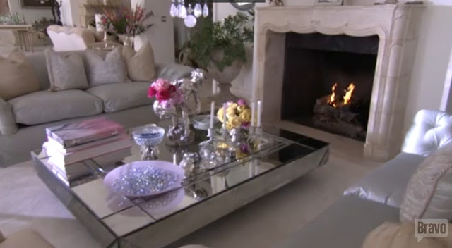 the table: gettin giggy wid it