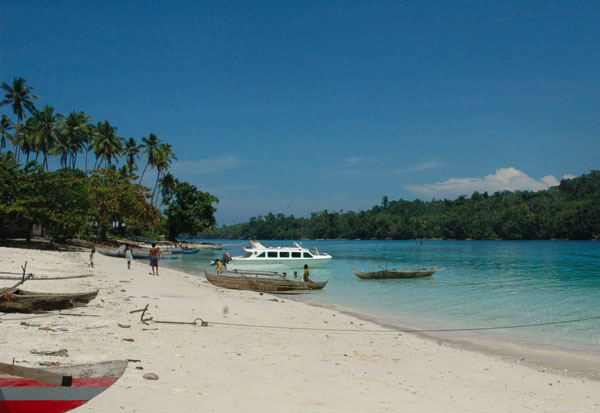 Objek Wisata Pulau Morotai - papamay