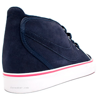 Geek In Suit: Nike Toki Mid Obsidian / Vivid Pink