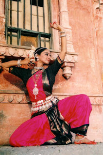 Hyphenated Spirit: Sheema Kermani: A movement for change