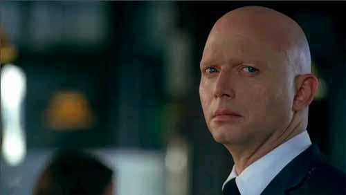 Headfone: 10 motivos para assistir Fringe