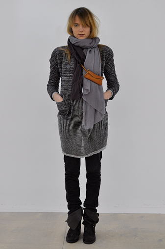 lil' miss Scatterbrain: humanoid fashion: like a human