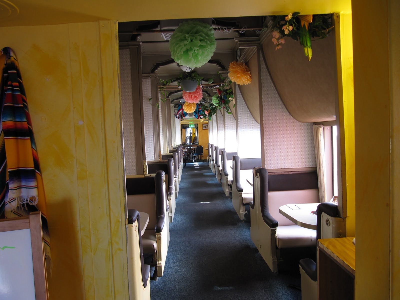 This Life in Ruins: repurposed train cars -yakima 7/16/2010