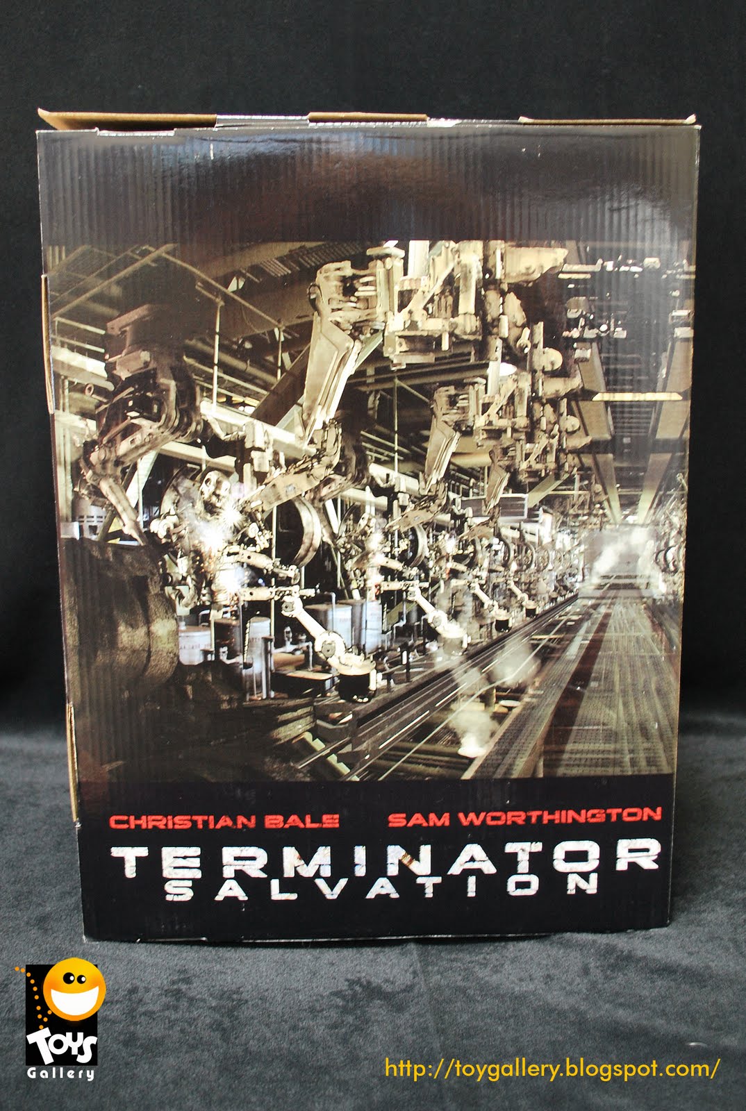 Toys Gallery: Terminator Salvation - Blu-ray BOX With T-600 1/1 scale ...