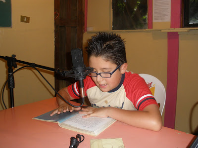 Niños platicando imágenes - Imagui