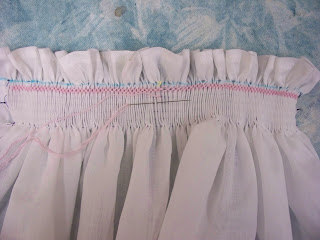 Jan's Smocking Blog: Smocking a Bonnet