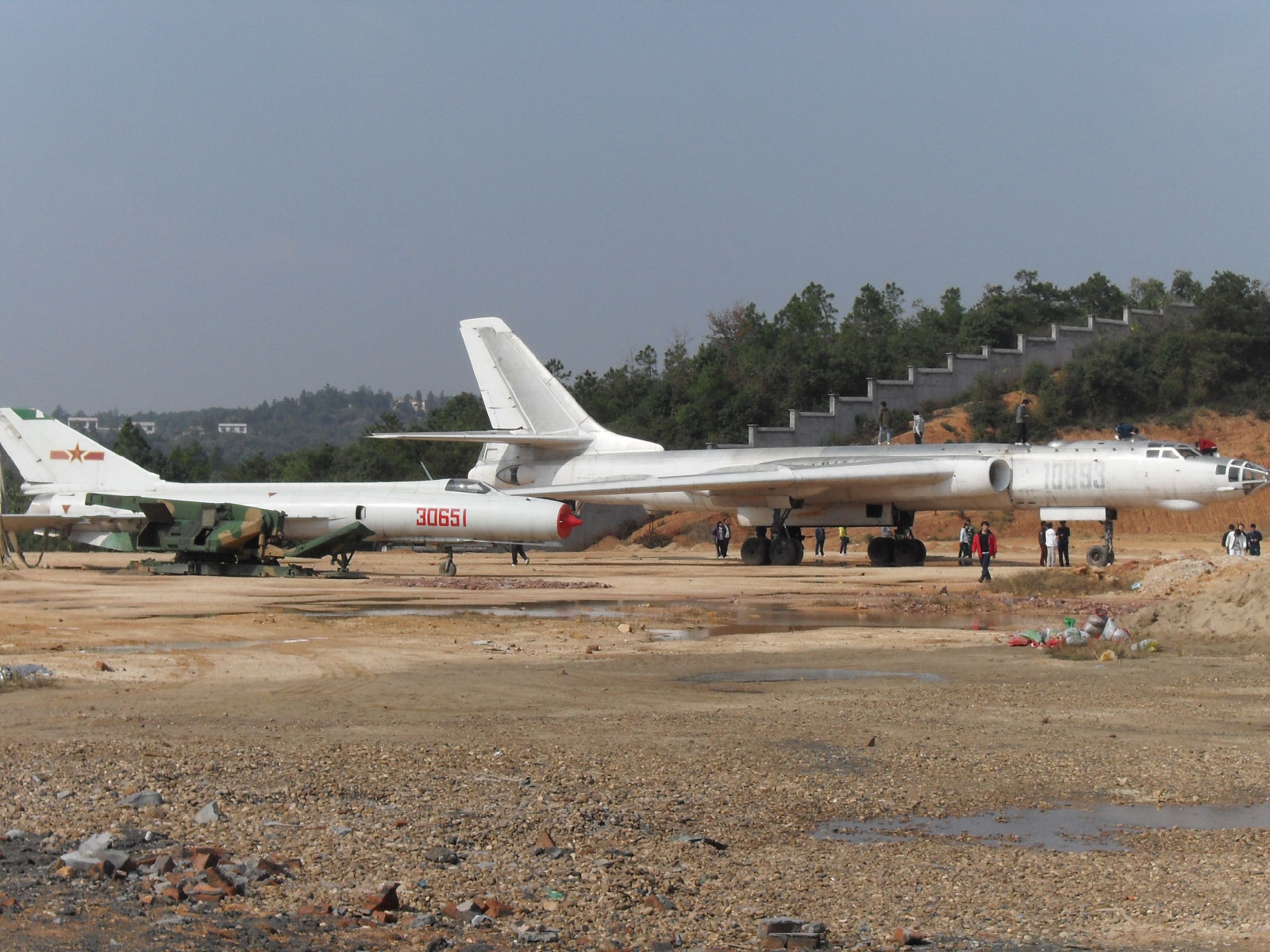 China Defense Blog: J-8I -- static display