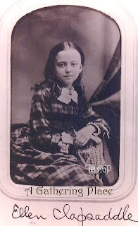 ~MORE FREE CLAPSADDLE GRAPHICS...and The Beauty Herself~