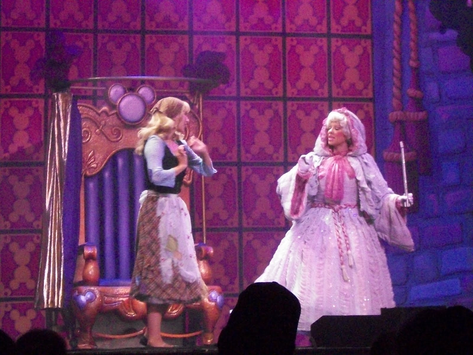 sassyfrazz: Disney Live! Mickey Mouse Magic Show