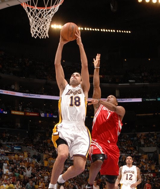 You Got Dunked On: 2009 NBA Playoffs: Sasha Vujacic Dunks On Kyle Lowry