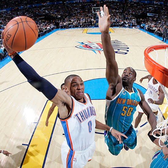 Russell Westbrook Dunk On Asik