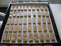 fryskebakker: Fryske dúmkes ( Friese duimpjes )