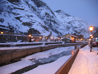 Lua-de-mel: lua de mel no inverno: praia ou neve