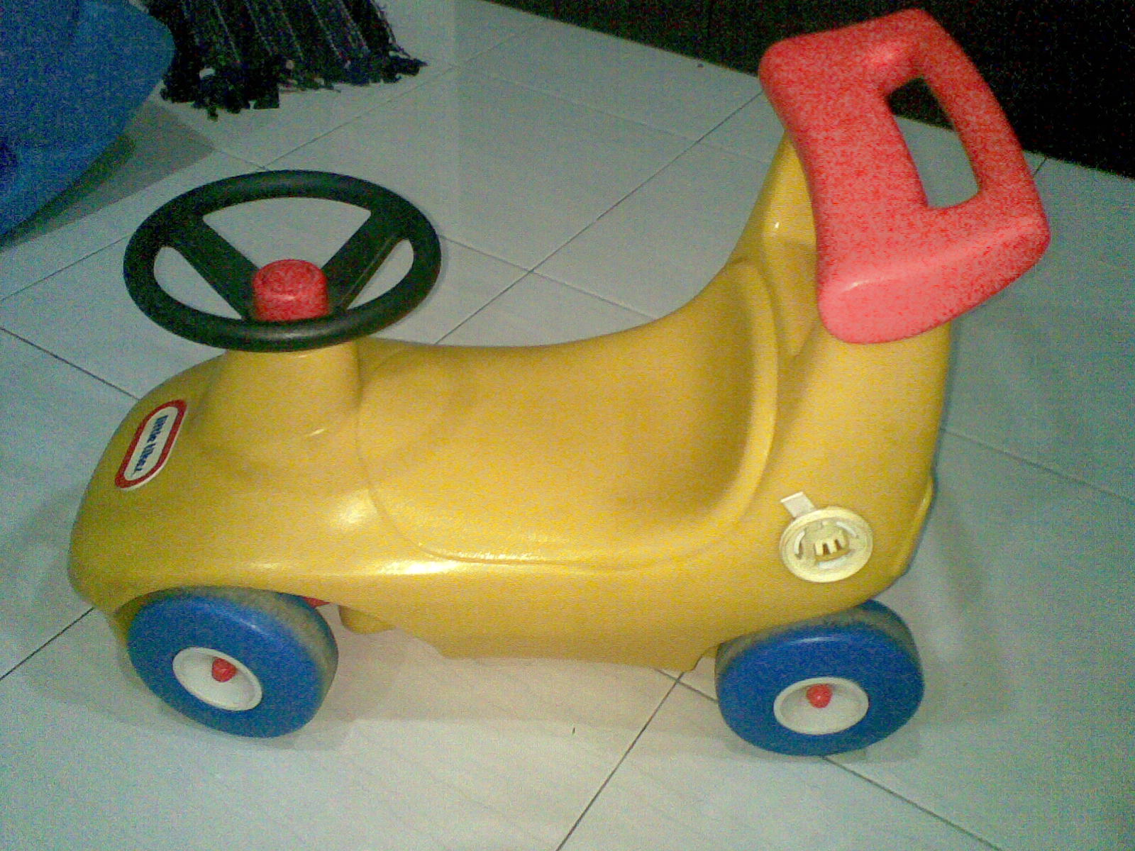 MyBundleToys: Little Tikes Yellow Racer