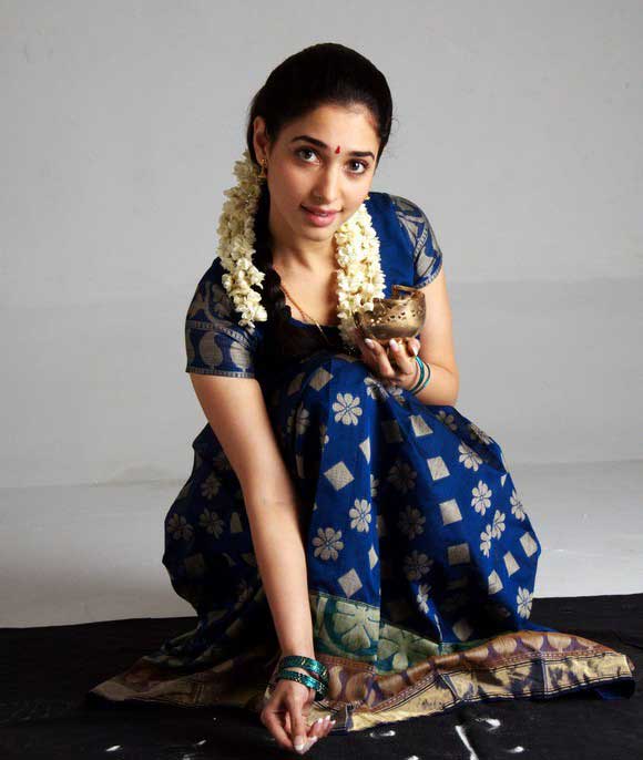 The Cinema Express: Tamanna New pictures in vengai tamil movie