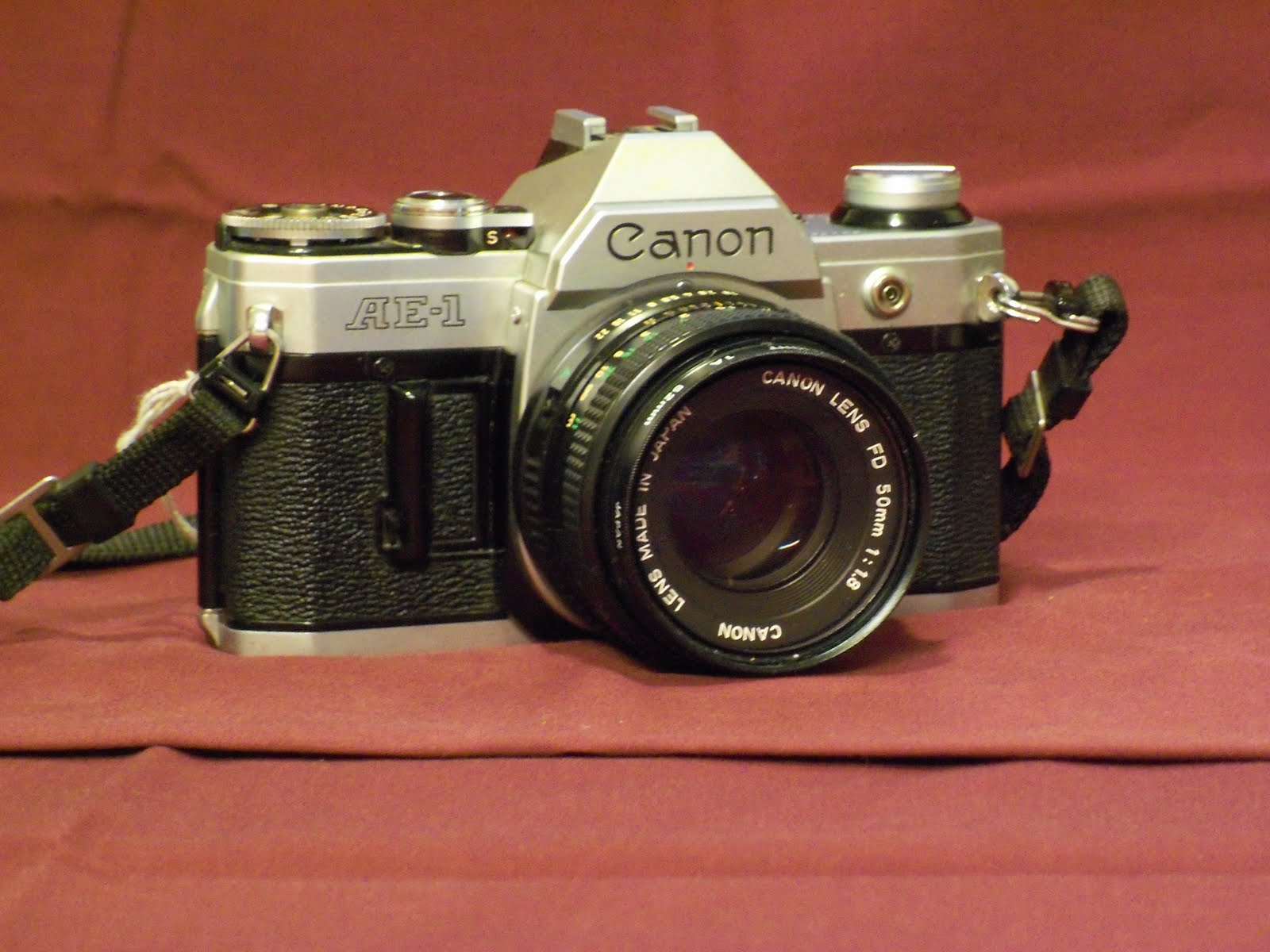 Shutter Bug Dreams: Canon AE-1 c.1976 w/FD 50mm Lens