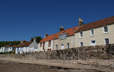 Tour Scotland: Tour Scotland Photograph Video Red Pantiles