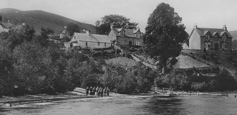 Tour Scotland: Old Photograph Invermoriston Scotland