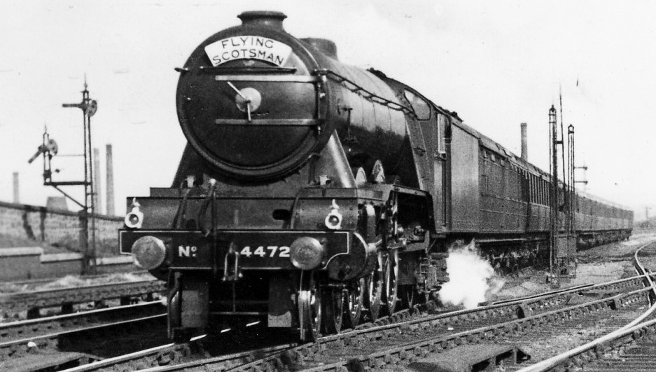 Tour Scotland: Old Photograph Flying Scotsman Scotland