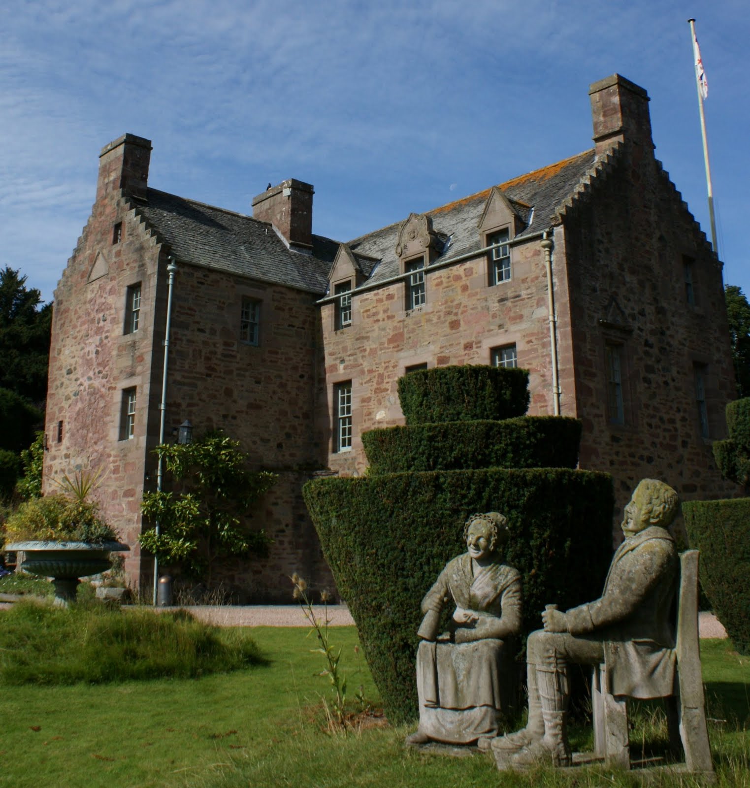 Tour Scotland: Tour Scotland Photographs Fingask Castle