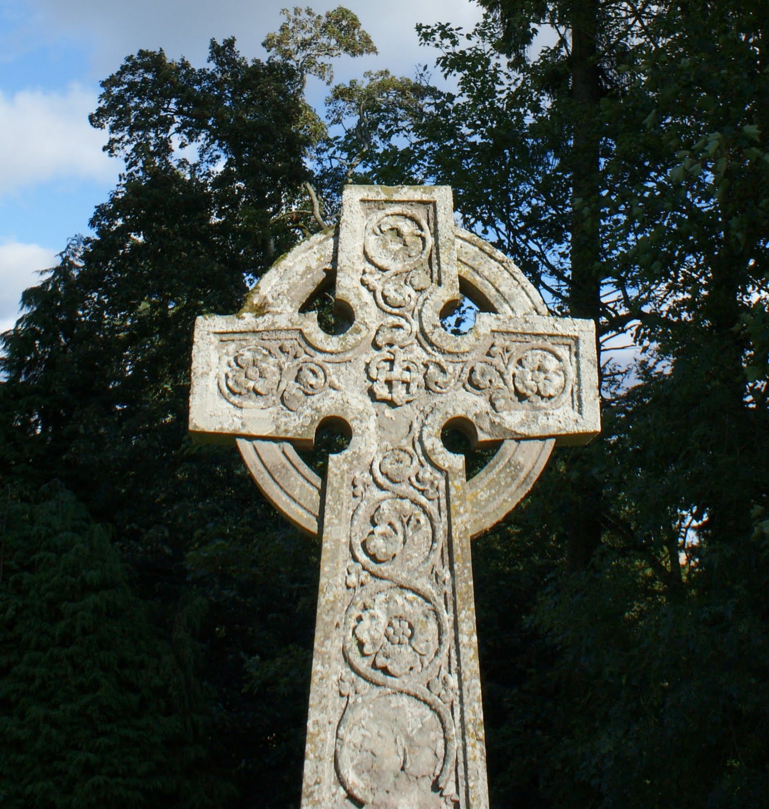 Tour Scotland: Tour Scotland Photograph Celtic Cross