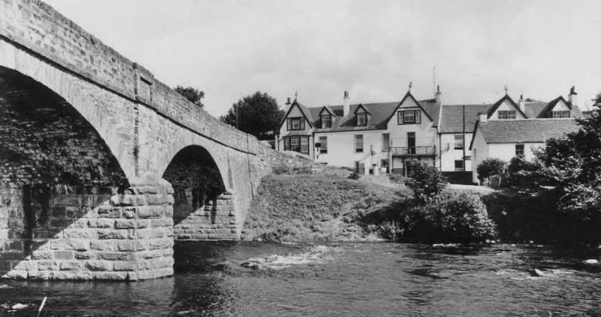 Tour Scotland: Old Photograph Bridge Kirkmichael Scotland