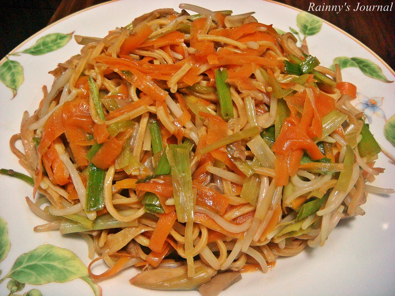 Rainny's Journal: Vegetarian Braised Ee Fu Noodles