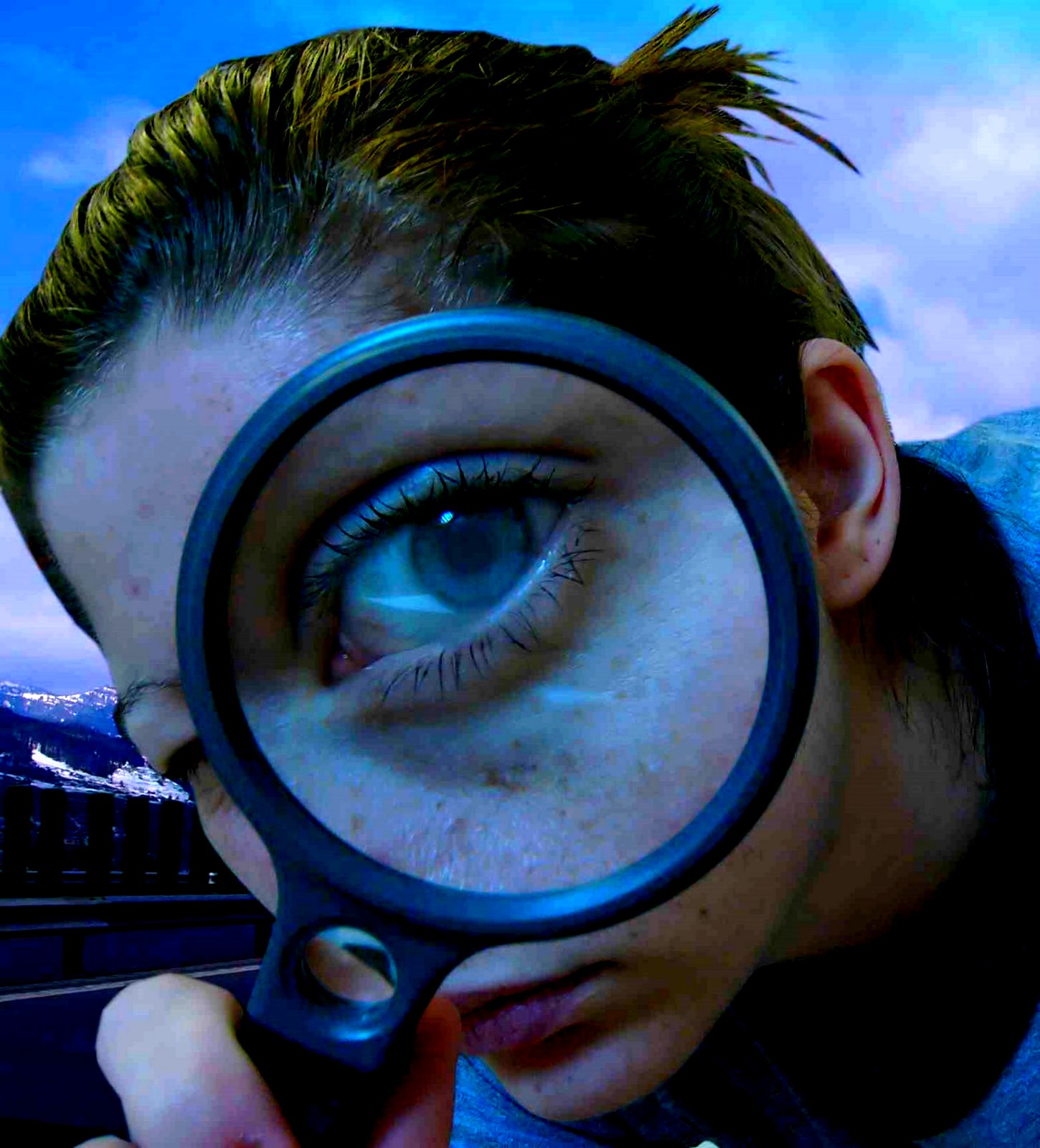 Con el Corazón en Coma: ...Coge una lupa para ver de lejos...