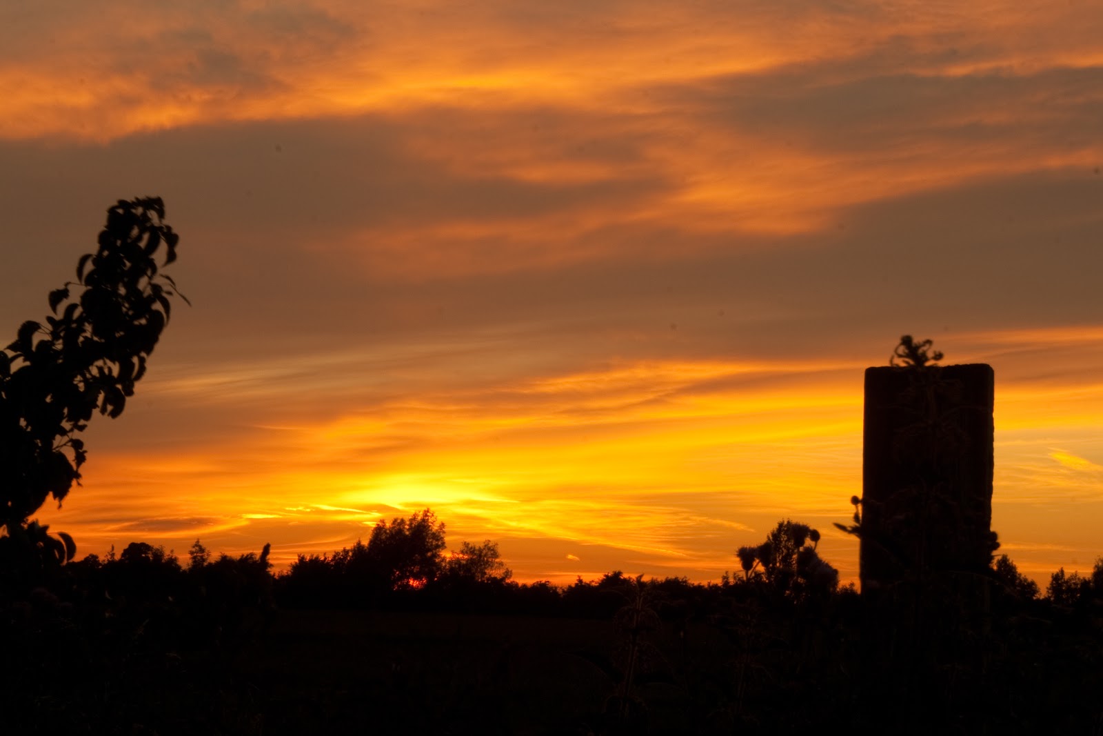 Photo Views, Life through the eye of a camera.: Sunset over ...