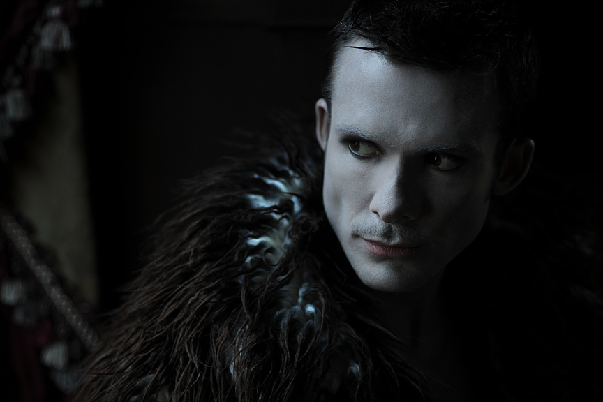 EZRA Spurrier: Vampire photo shoot