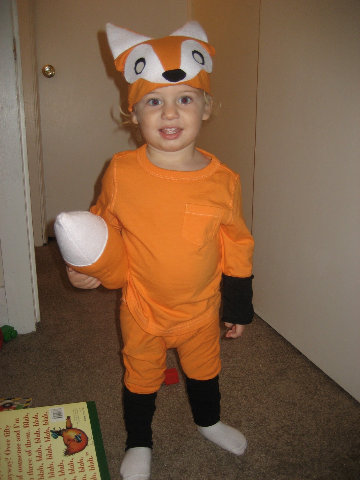 a little gray: Fox Costume!