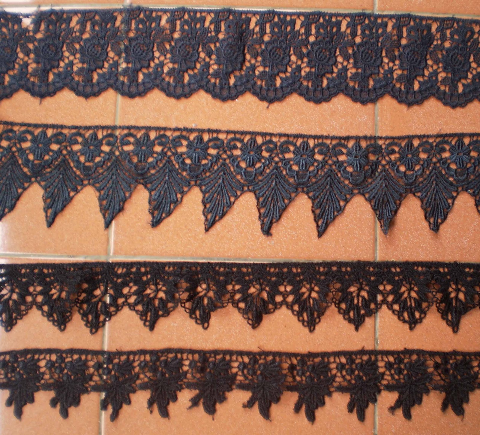 GROSIR BERBAGAI MACAM RENDA: ANEKA RENDA DENGAN HARGA GROSIR