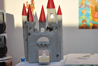 ADRIARTES: Castelo de material reciclável
