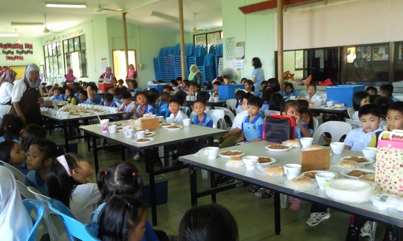 SR.MUDA HASHIM, TUTONG 1: MAJLIS PERPISAHAN GURU & KAKITANGAN SRMHT 2010