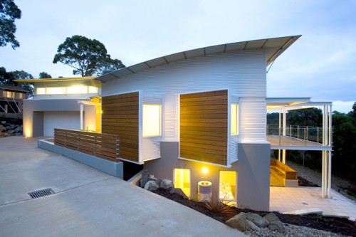 home design: Sensuous Casual Steep Slope Design