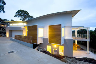 home design: Sensuous Casual Steep Slope Design