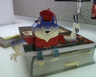 Super Punch: Papercraft Werewolf