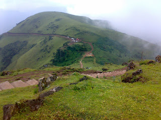 Venky Here: Trip to Chikmagalur - Part III (Mullayanagiri, Bababudan ...