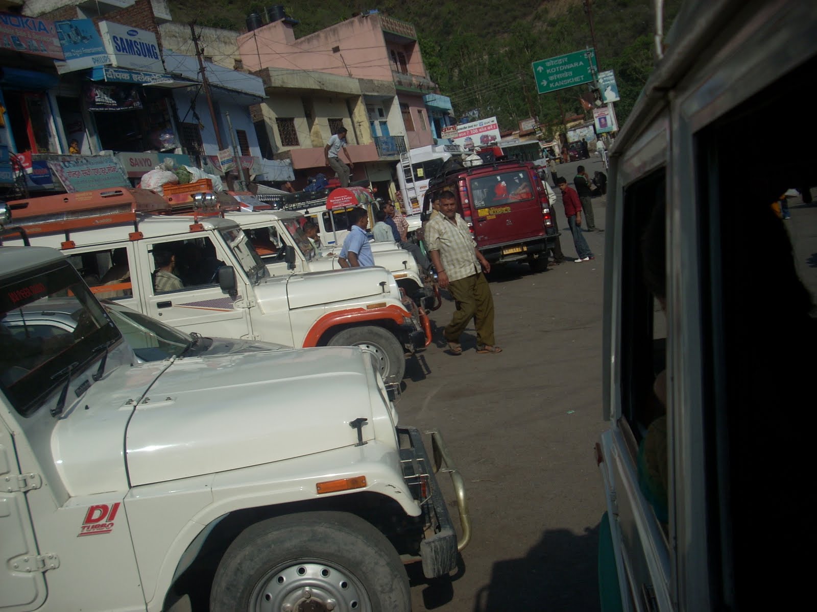 Villages and towns of Uttaranchal: Uttaranchal Town: Satpuli