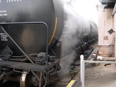 WELCOME TO THE NEW CASTLE INDUSTRIAL RAILROAD: HOW CORN SYRUP FLOWS