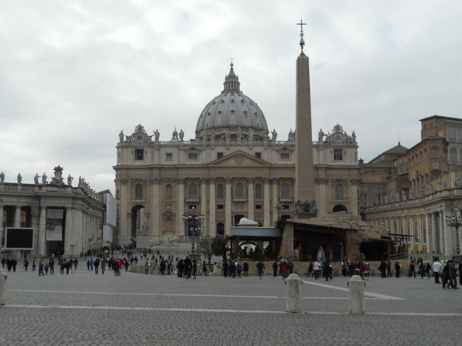 Si fueris Romae, Romano vivito more: VATICANO
