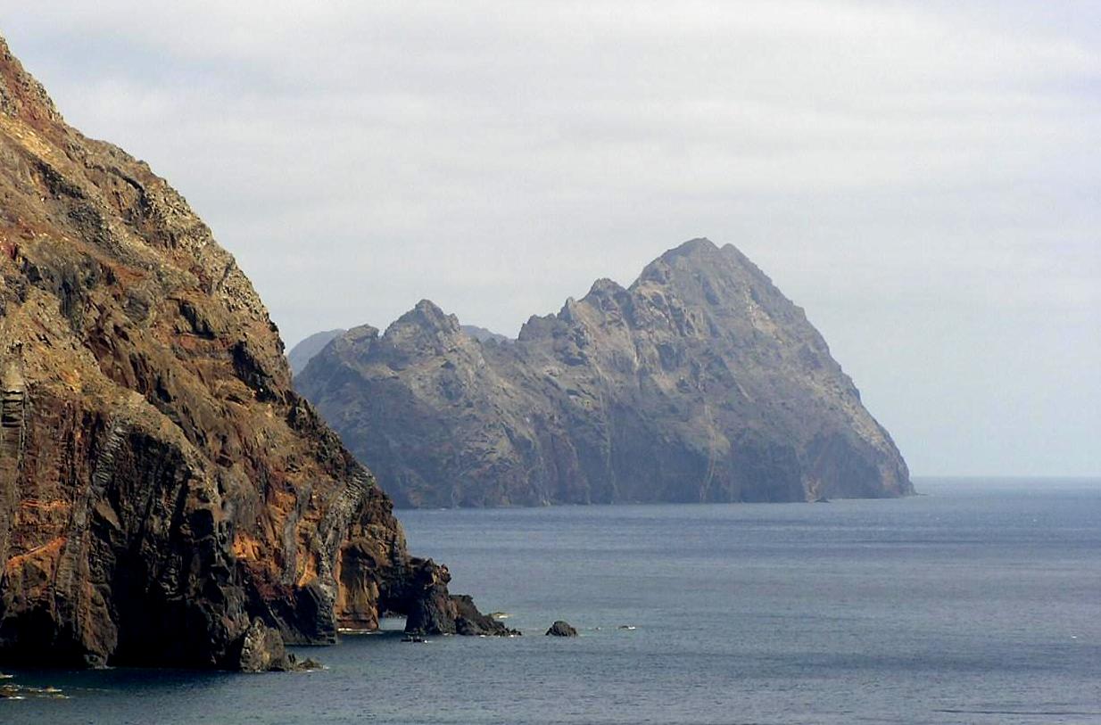 Madeira Gentes e Lugares: Bugio (Ilha do), Bugia (Fonte da) e Bugiaria ...