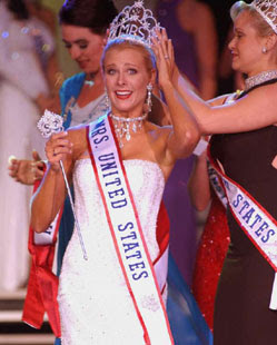 Pageants & Pearls: White, white everywhere