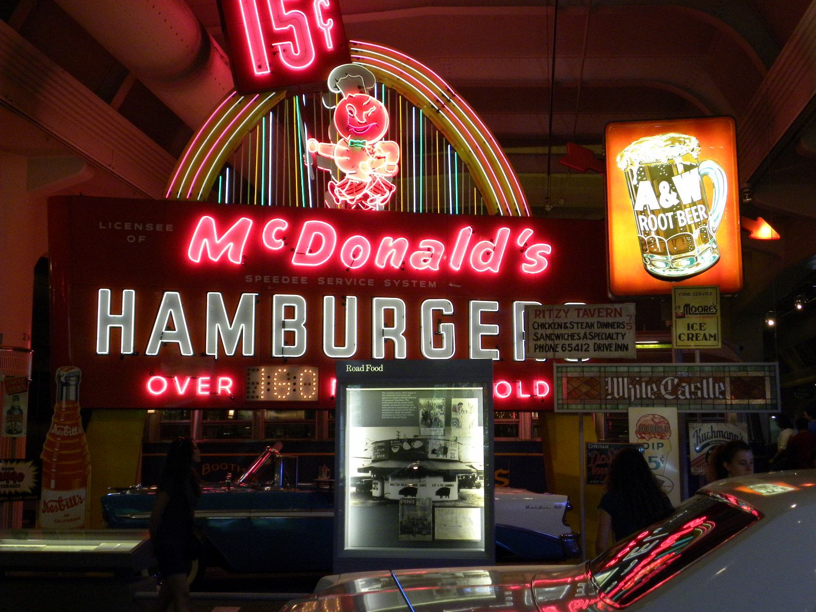 My Secrets for Happiness: Fast Food... Old enough to be vintage?