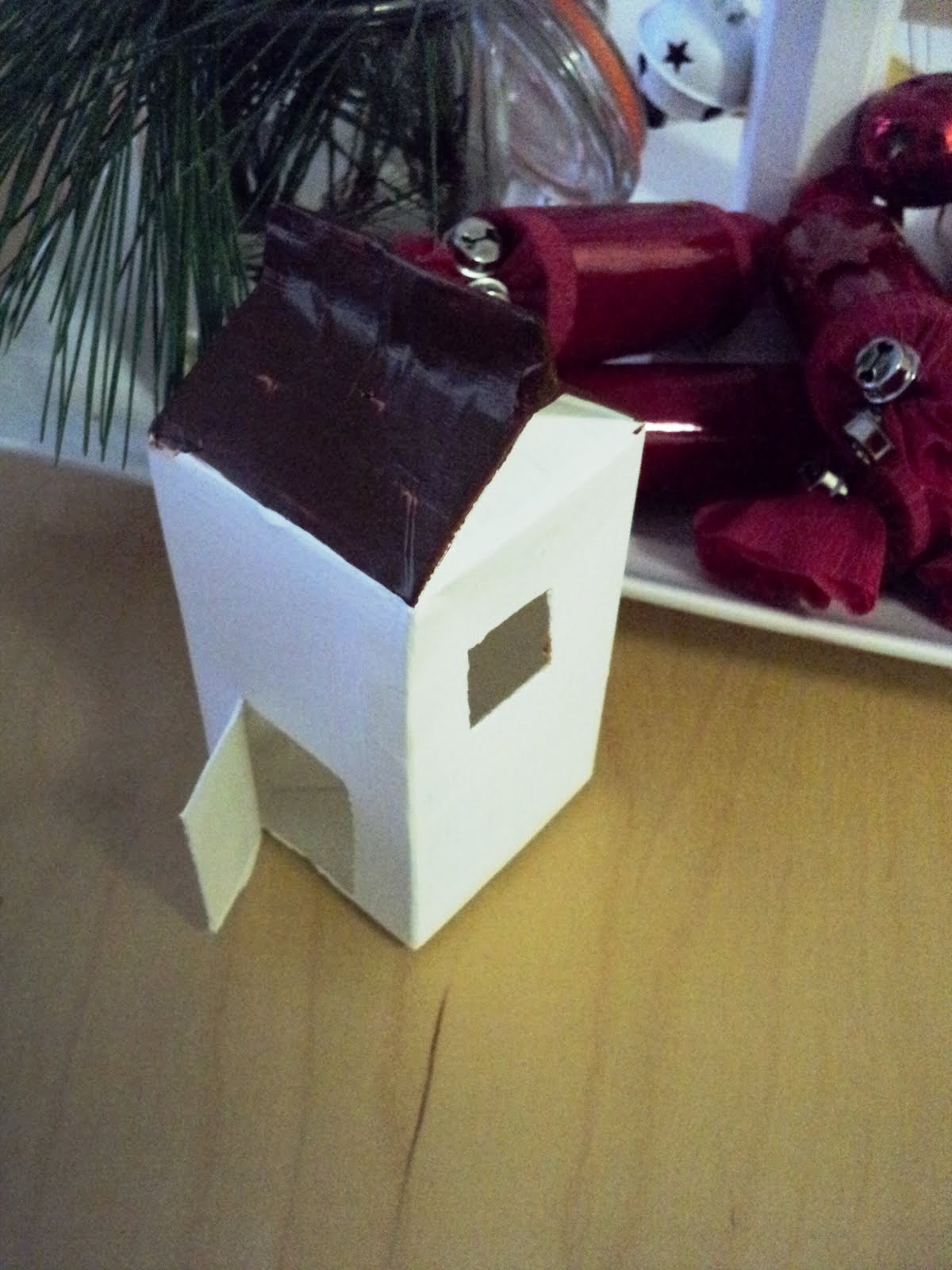 A Little Learning For Two: Milk Carton House